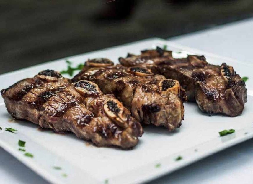 El Charrua Restaurante - Reserva en restaurantes de Comida Carnes Y ...